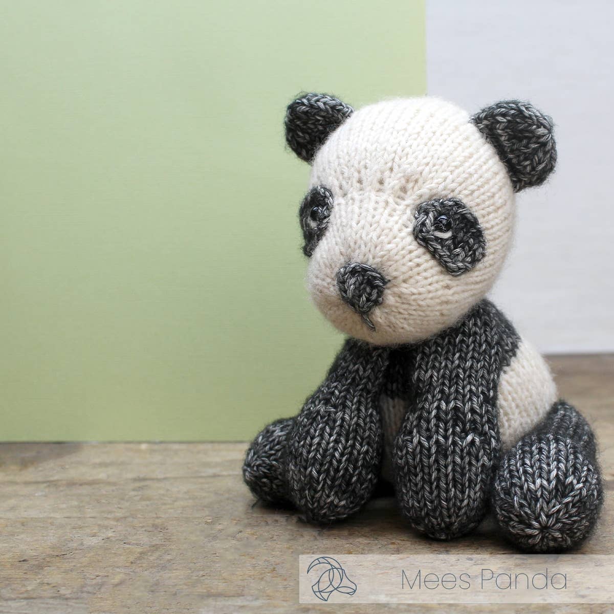 Mees Panda - Hardicraft - DIY Knitting Kit